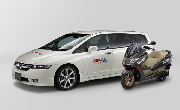 Honda | Honda、先進安全自動車及び安全運転支援システムの公道実証実験を開始