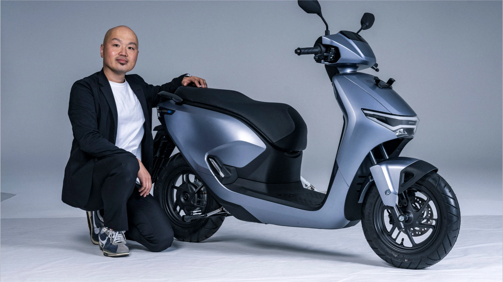 Honda's CUV e: Electric Personal Commuter Emphasizing Simplicity and Standardization at the Dawn ...