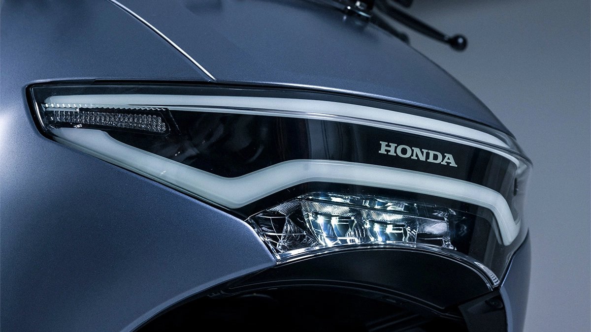 Honda's CUV e: Electric Personal Commuter Emphasizing Simplicity and Standardization at the Dawn ...